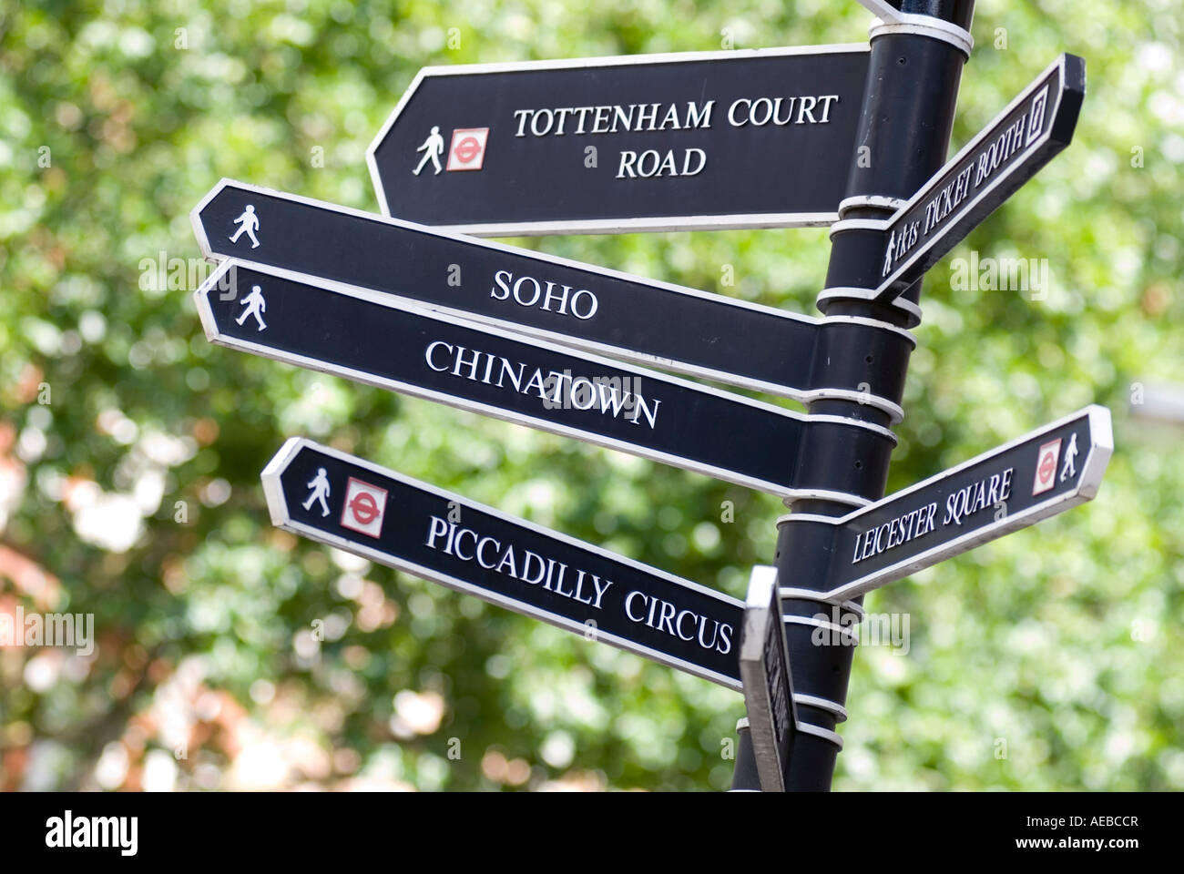 Central london street sign hi-res stock photography and images - Alamy