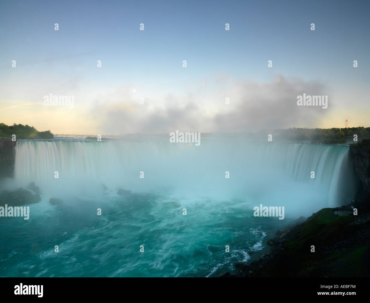 Known waterfalls hi-res stock photography and images - Alamy
