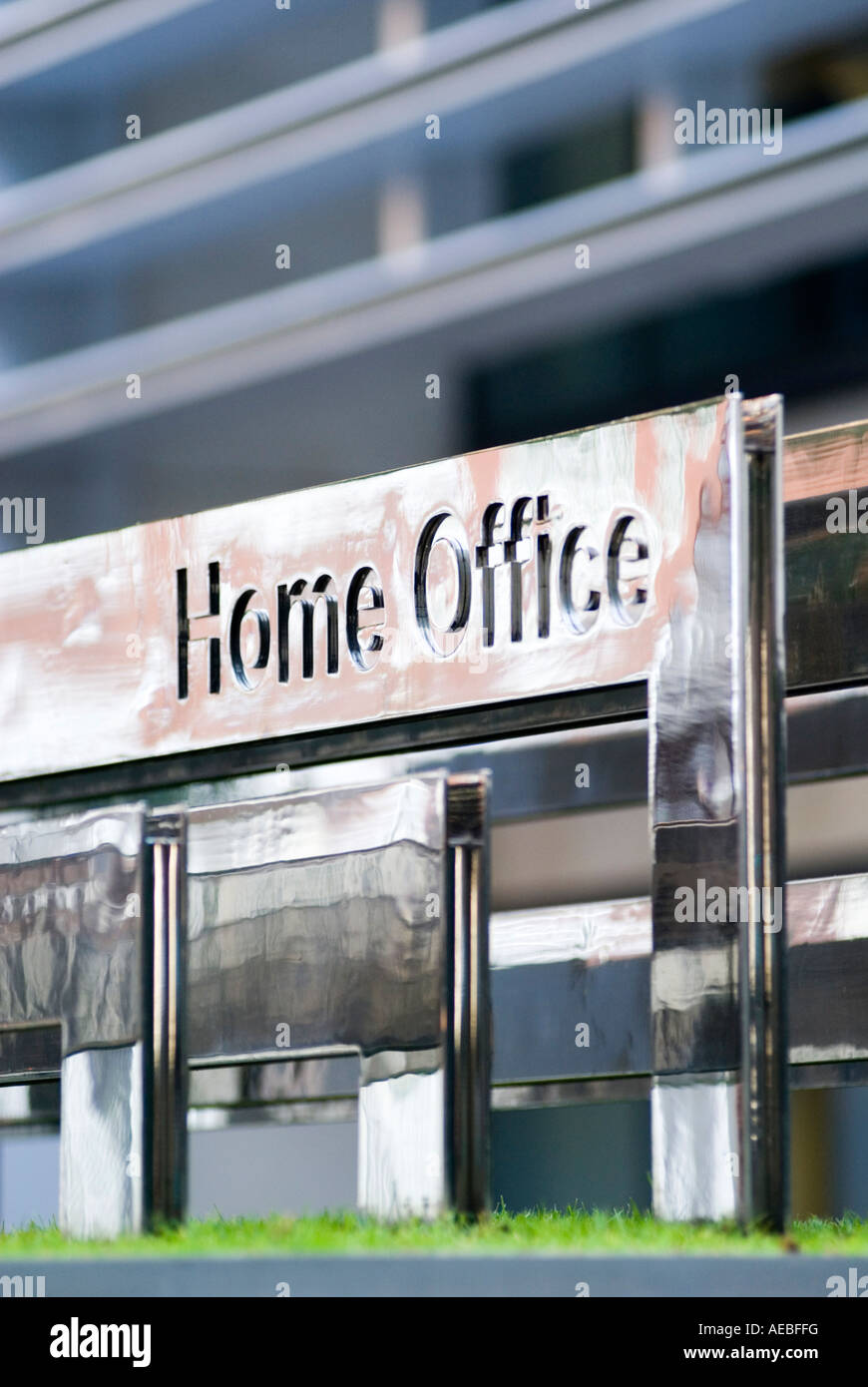 Office building sign hi-res stock photography and images - Alamy