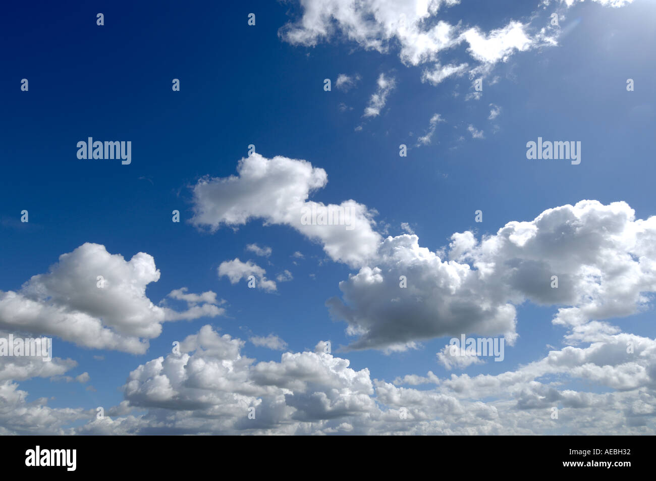 Cumulus cloud formations Stock Photo - Alamy