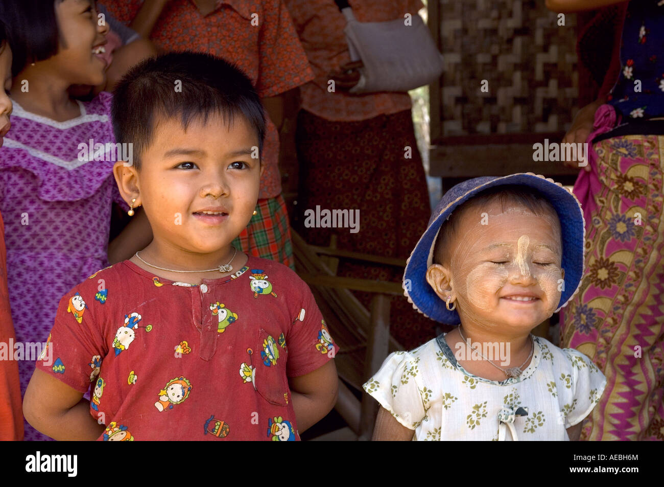 Myanmar Girl Laughing High Resolution Stock Photography and Images - Alamy