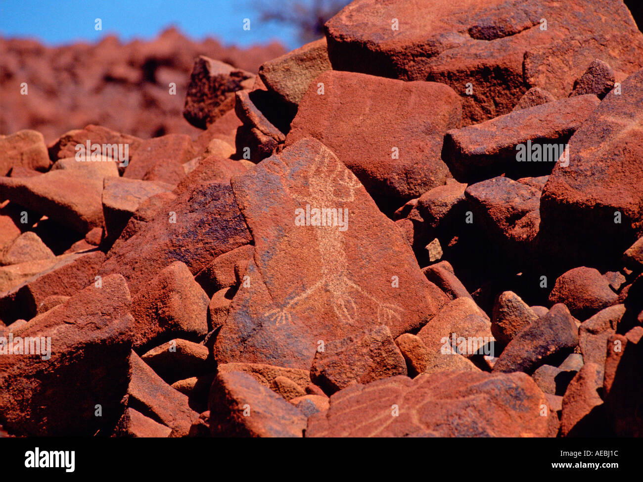 Aboriginal rock carvings hi-res stock photography and images - Alamy