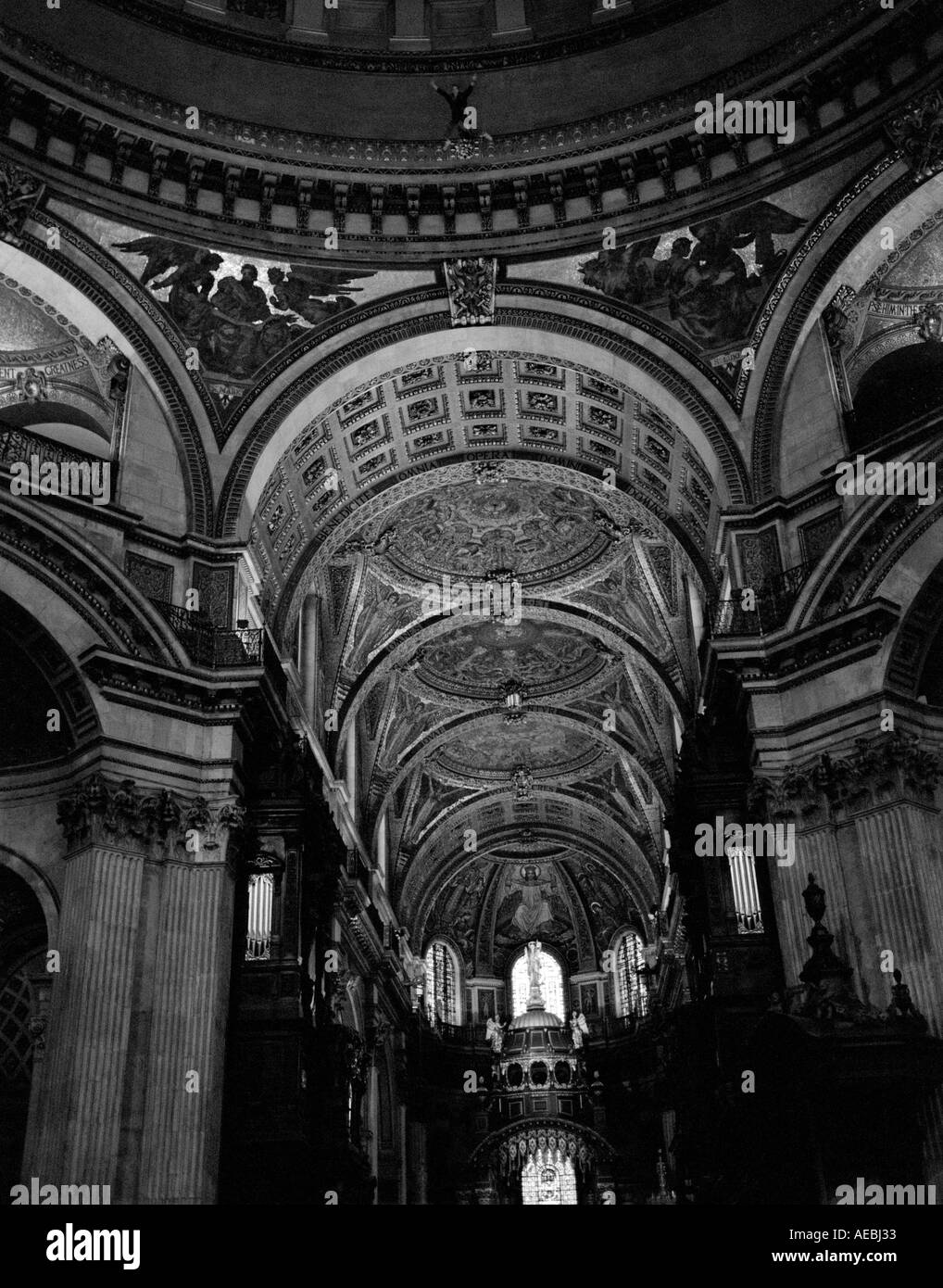 Russell Powell BASE 230 BASE Jumping from the Whispering Gallery inside ...