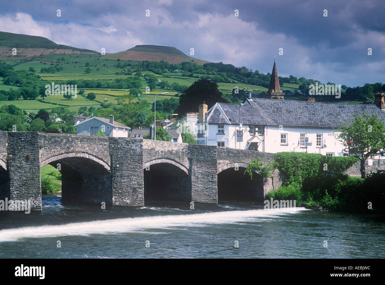 Crickhowell houses hi-res stock photography and images - Alamy