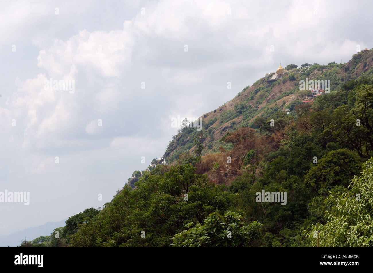 Mt kyaikto hi-res stock photography and images - Alamy