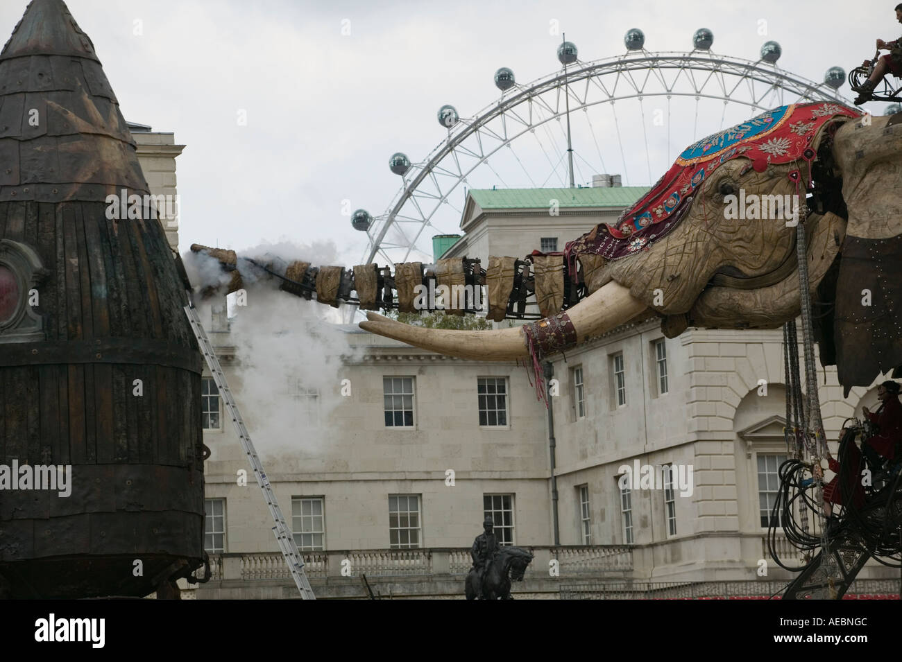 The Sultan's Elephant in London Stock Photo - Alamy
