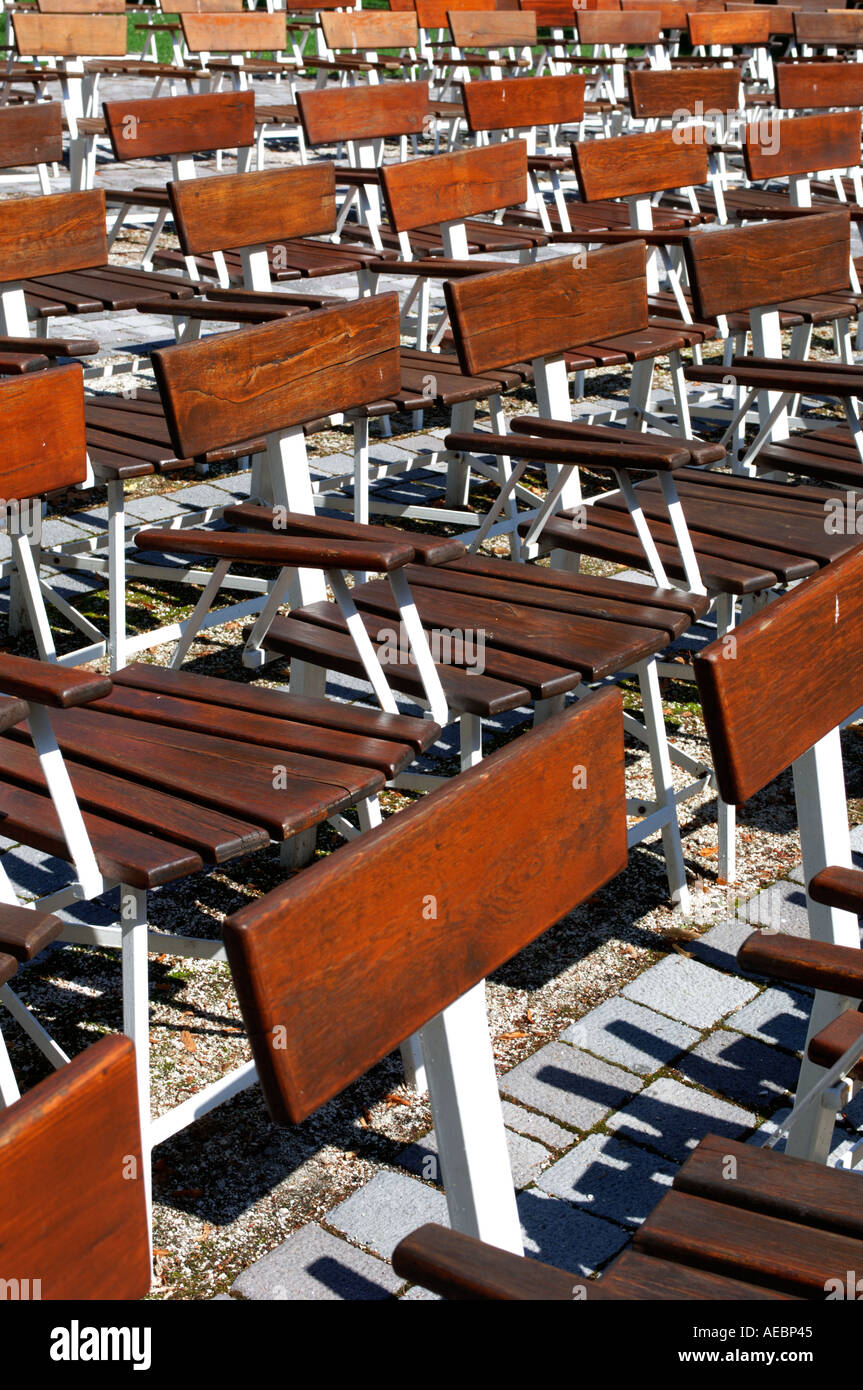 chairs in a row Stock Photo - Alamy