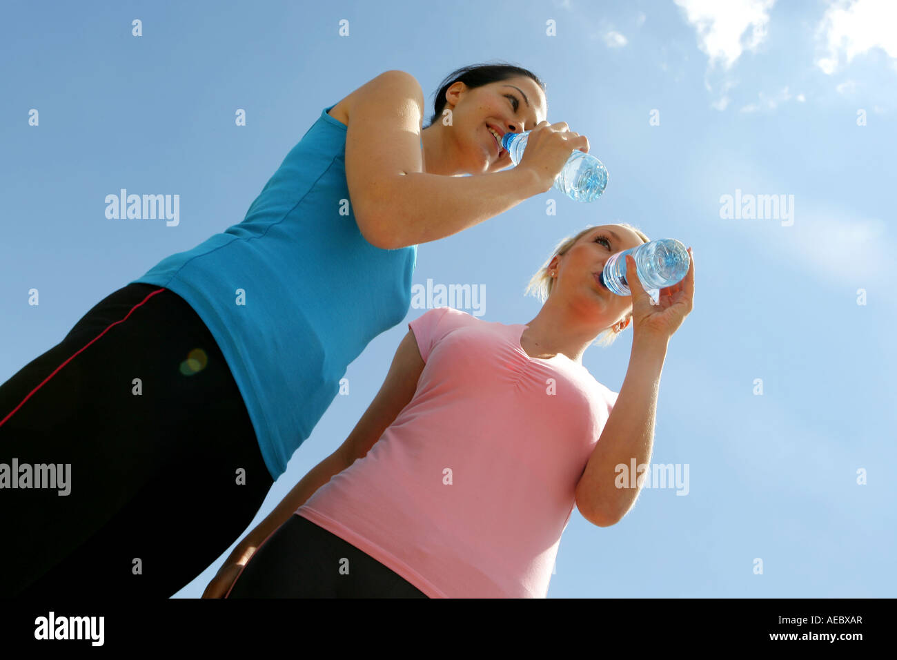 Young Women Drinking Water Model Released Stock Photo - Alamy