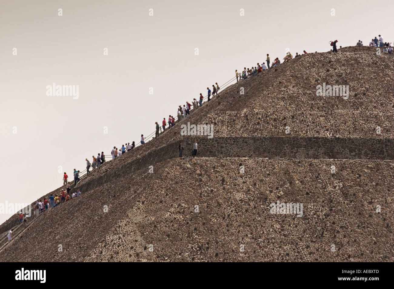 The Sun Pyramid on the site of Teotihuacán (Mexico). La Pyramide du ...