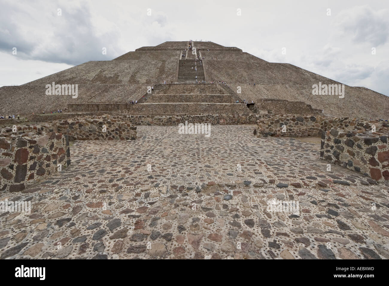 Sun Pyramid seen from the vantage of the Sun Plaza (Mexico). Pyramide ...