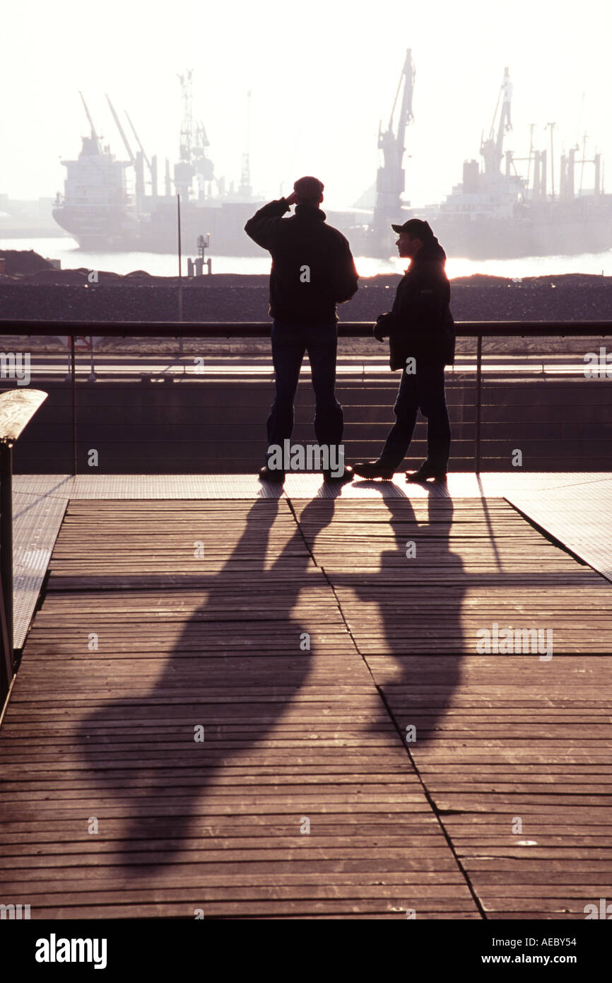 Two figures look out hi-res stock photography and images - Alamy