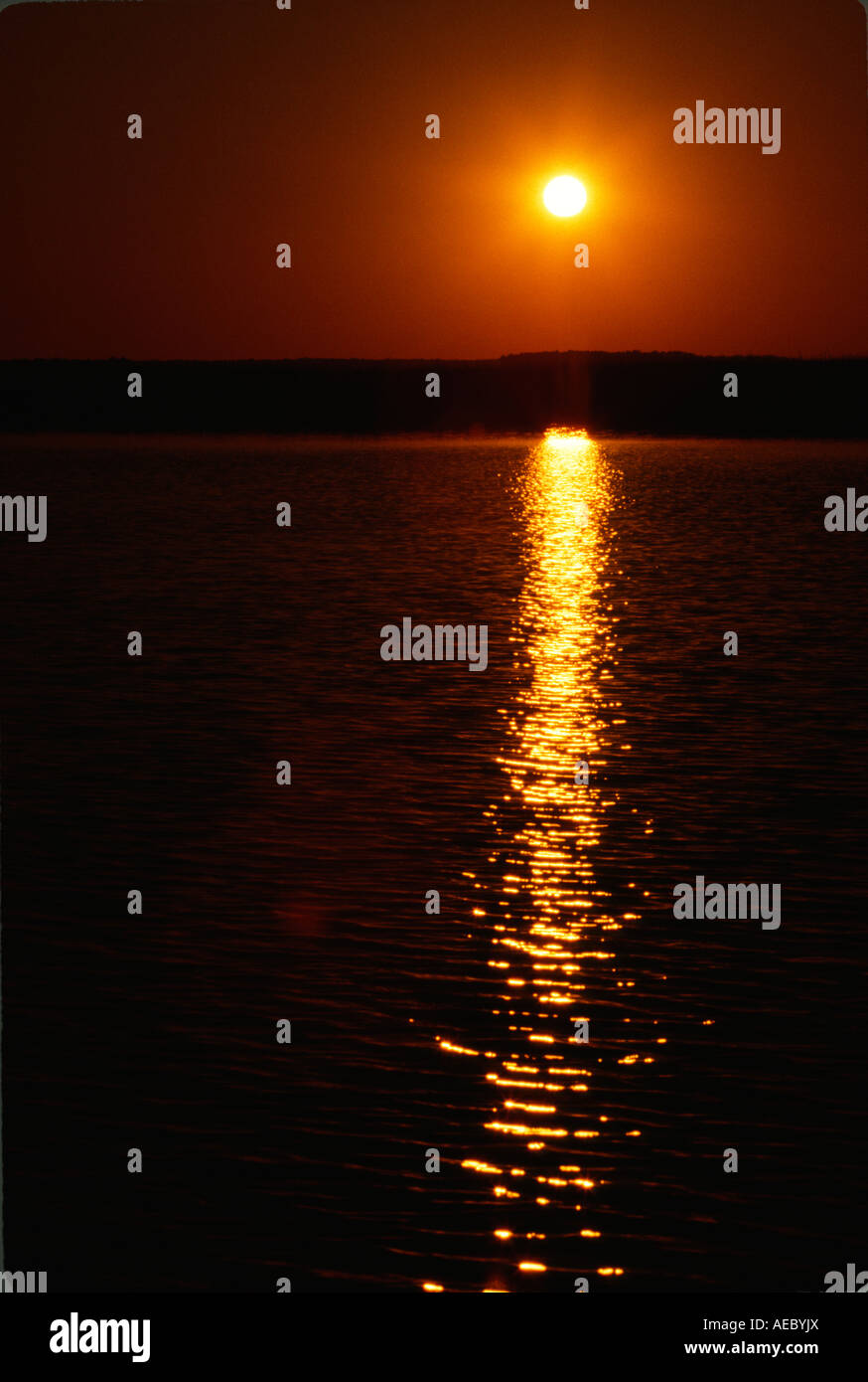 setting sun over north inlet SC Stock Photo - Alamy