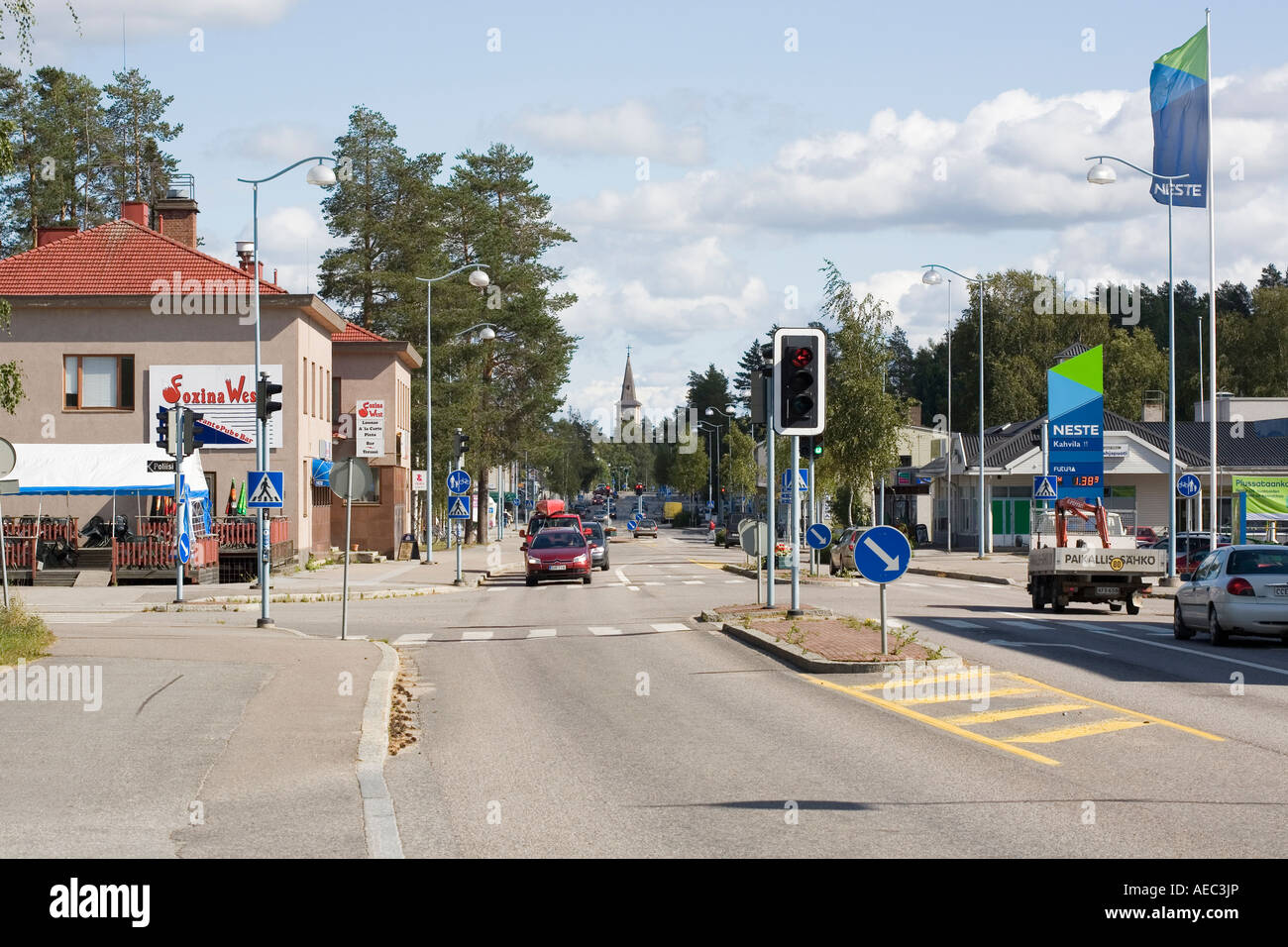 Buildings on main road hi-res stock photography and images - Alamy