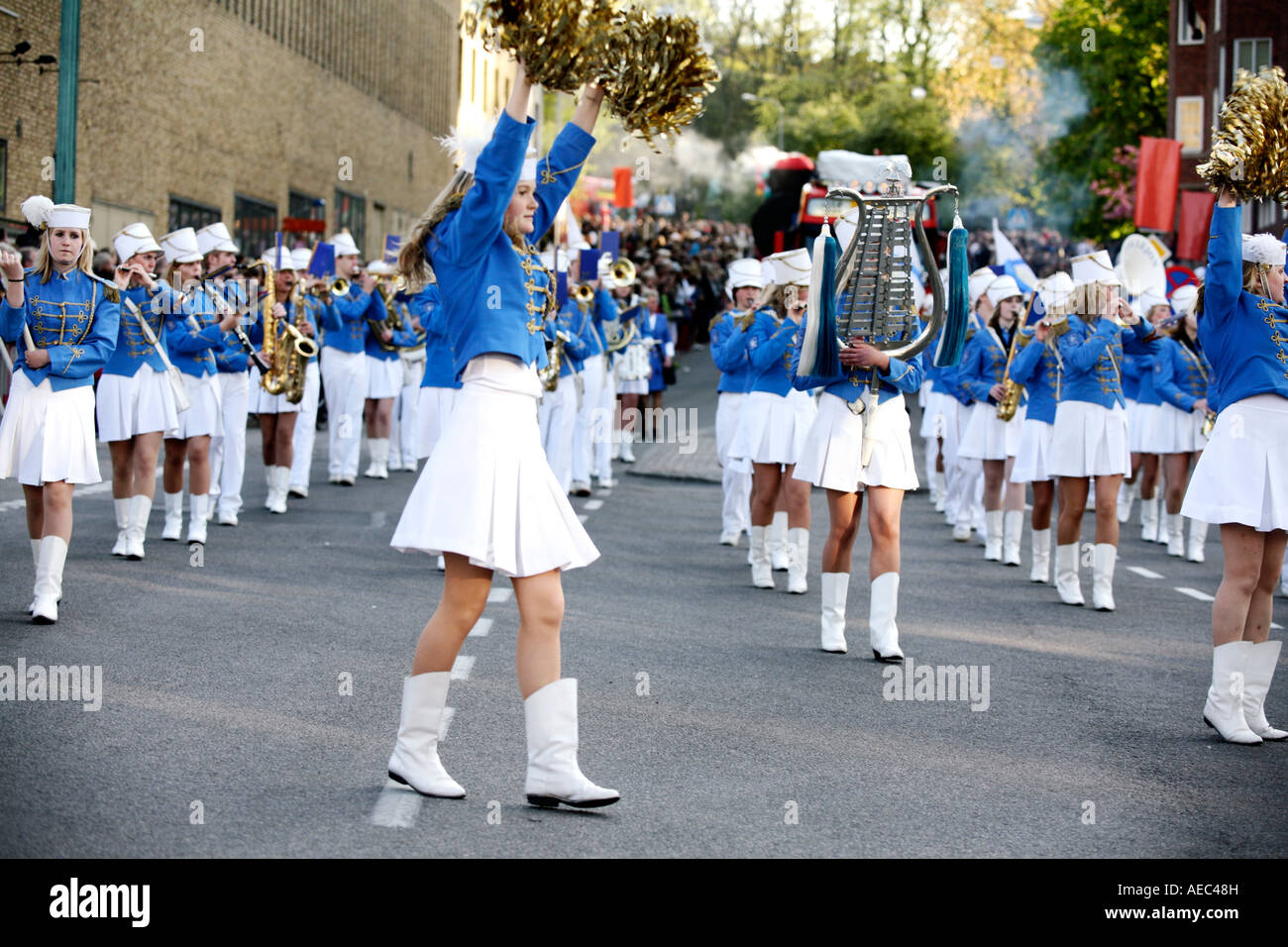 Swedes swedish dancing hi-res stock photography and images - Alamy