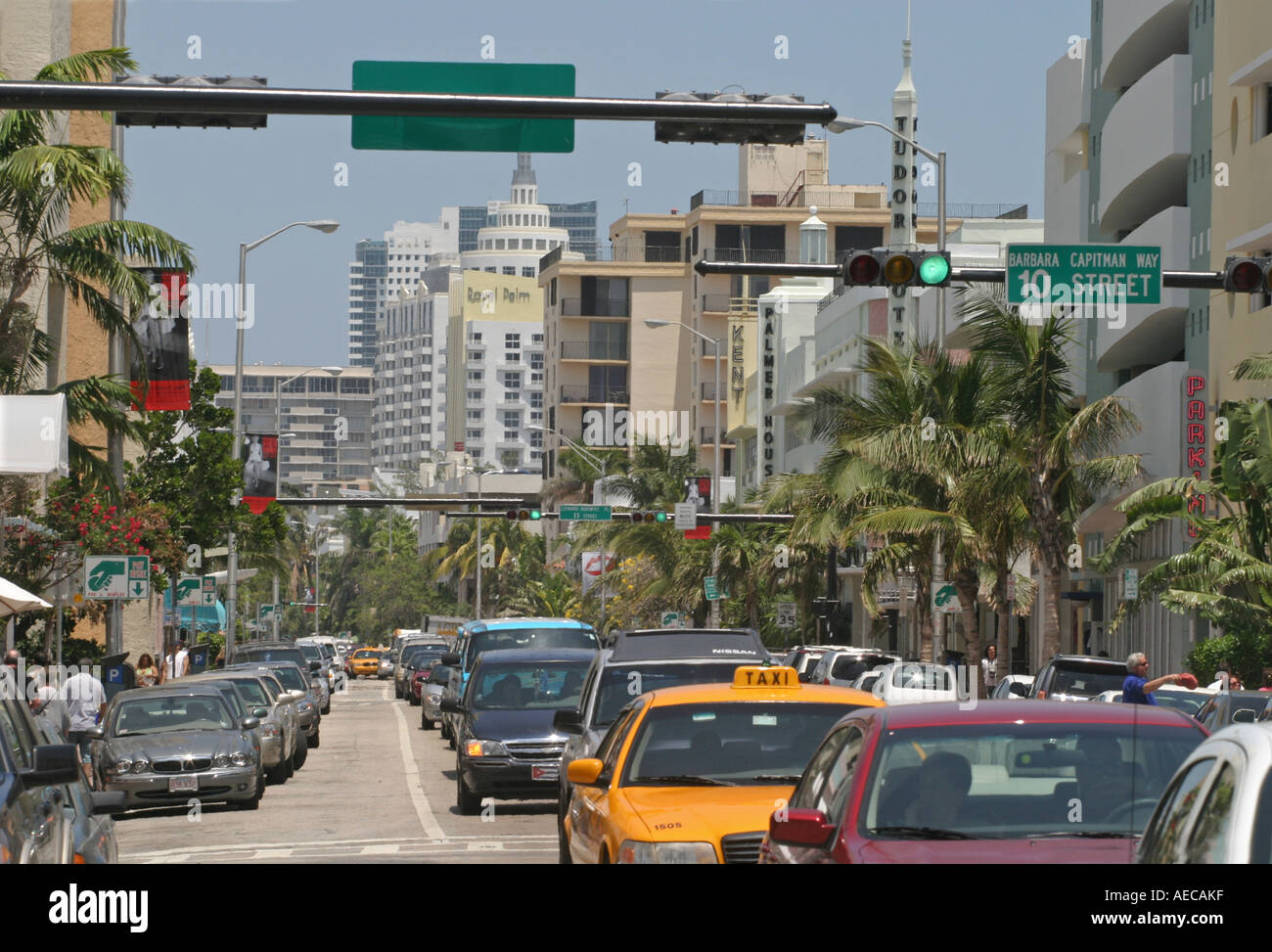 busy traffic-full street in Miami Stock Photo - Alamy