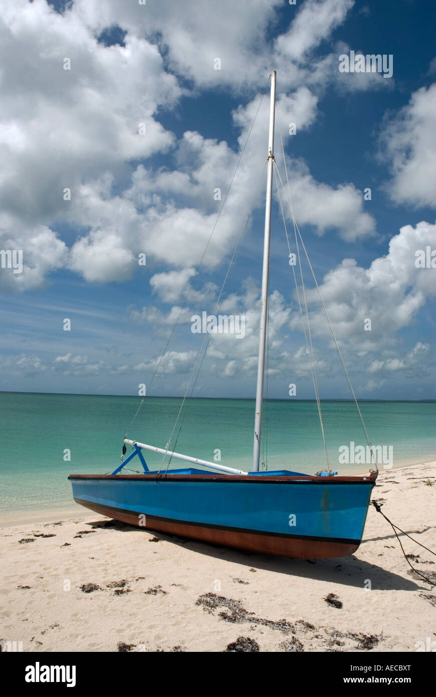 Beached Sailboat, Cat Island, Bahamas Stock Photo - Alamy