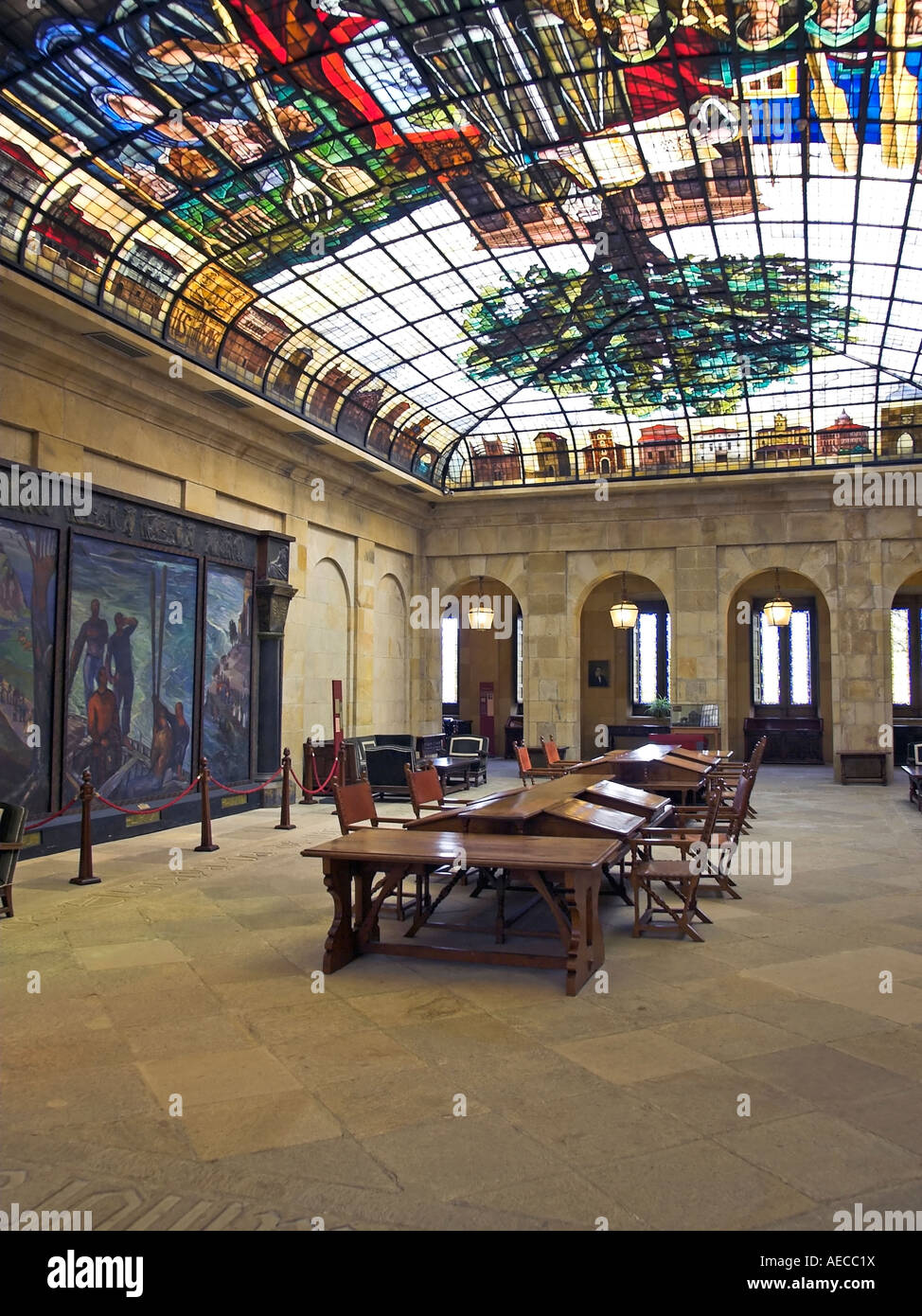 Interior of vasc parlament house Stock Photo - Alamy