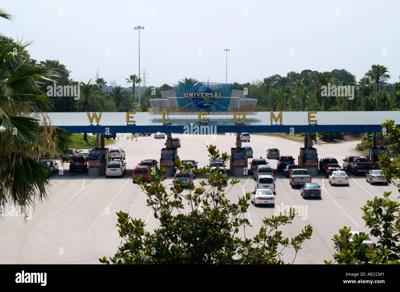 Welcome entrance to Universal Studios Islands of Adventure Florida ...