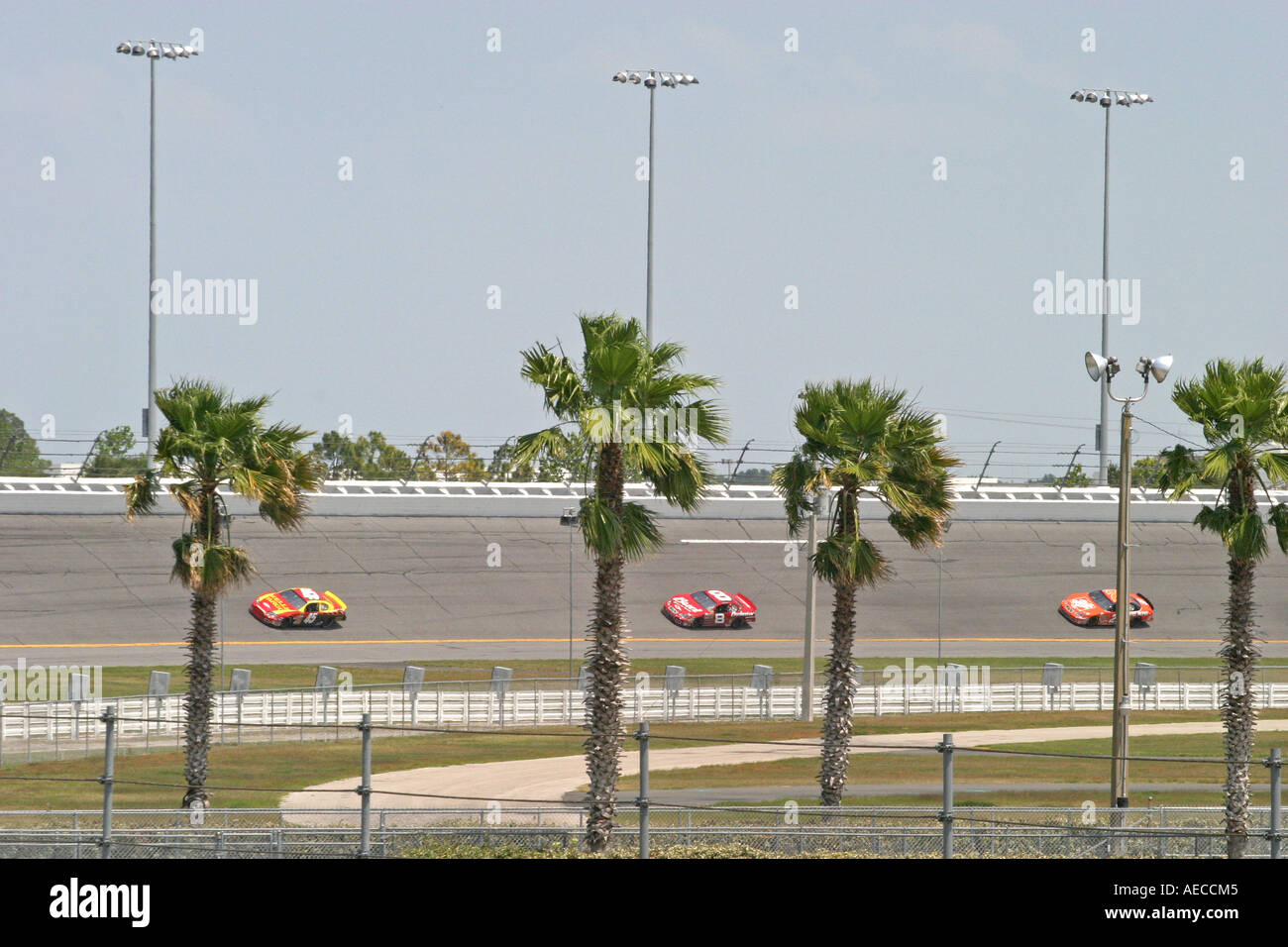 Banked track hi-res stock photography and images - Alamy