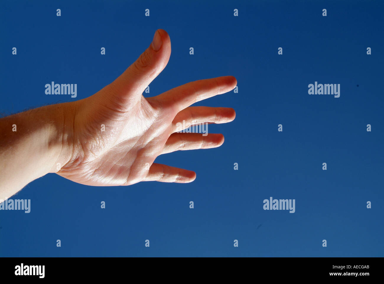 Hand with fingers outstretched hi-res stock photography and images - Alamy