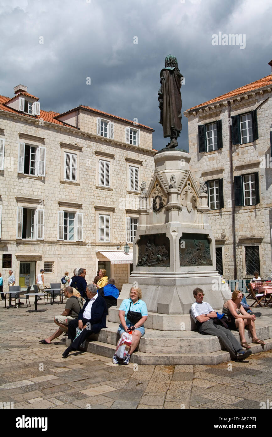 Gundulic Statue High Resolution Stock Photography and Images - Alamy