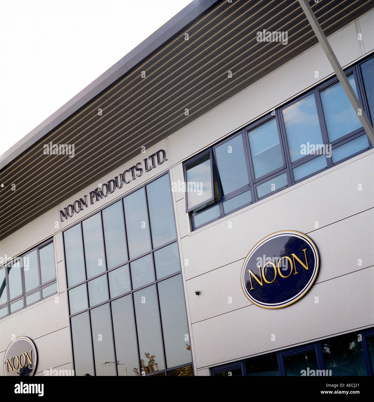 London food factory colour hi-res stock photography and images - Alamy