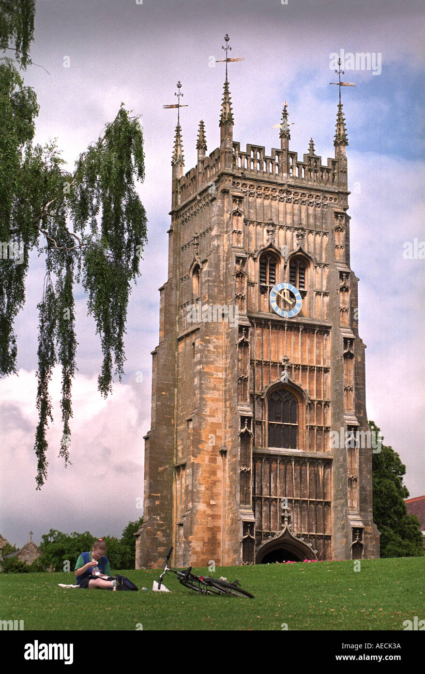 THE BELL TOWER AT EVESHAM ABBEY UK WHICH WAS BUILT BETWEEN 1524 1532 BY ...