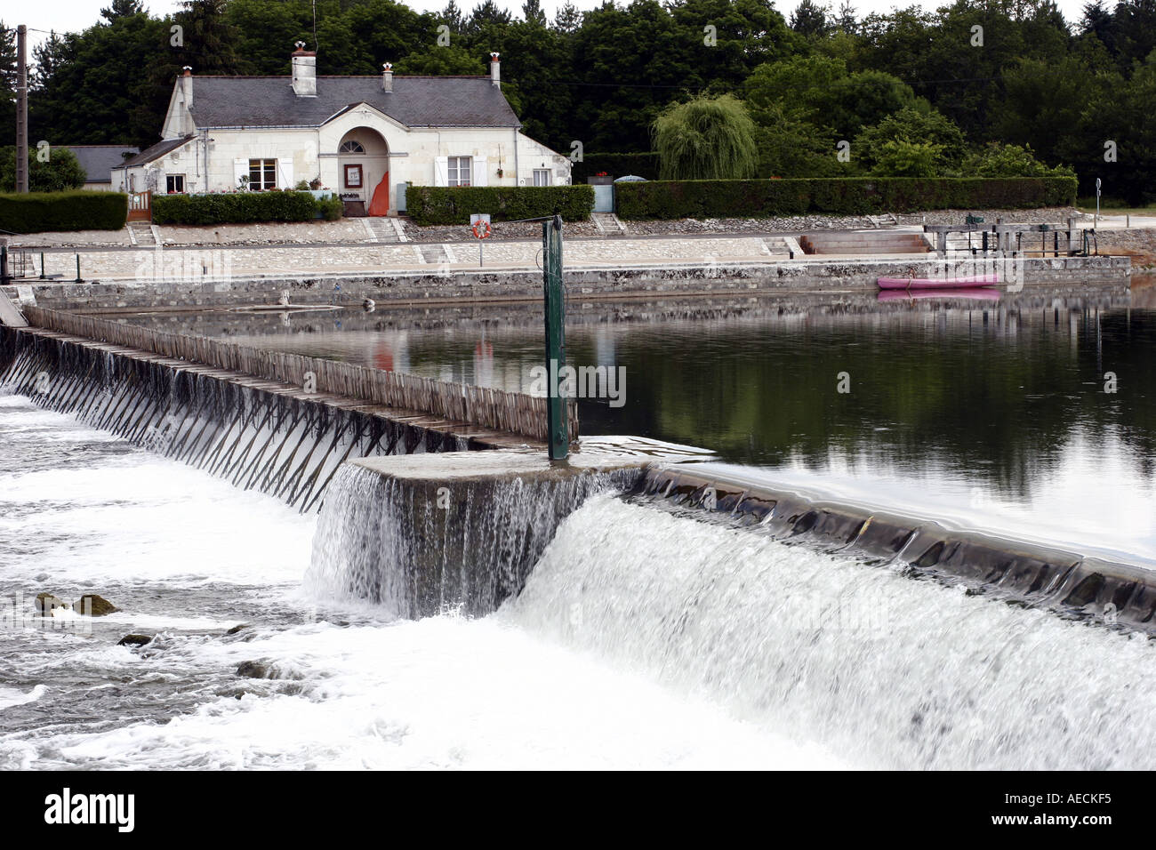 Fresh water lock system hi-res stock photography and images - Alamy