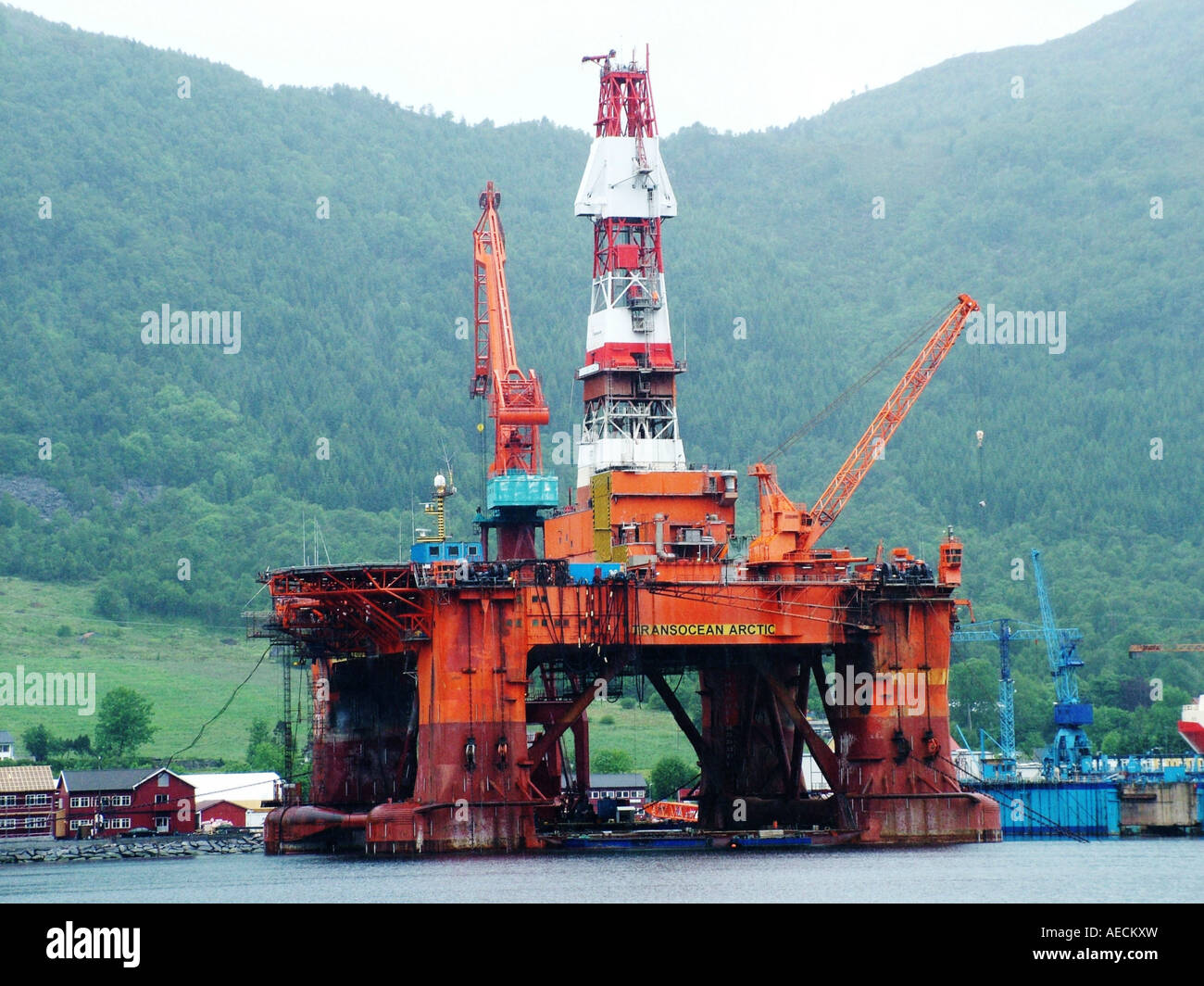 Drilling rigs hi-res stock photography and images - Alamy