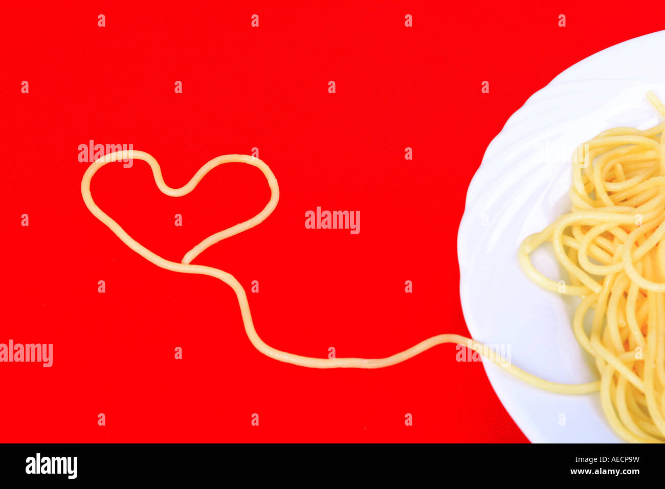 formed spaghetti heart Stock Photo - Alamy