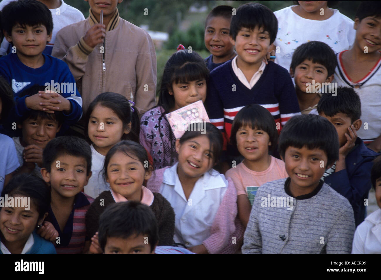 Groupd of Mexican kids Stock Photo - Alamy