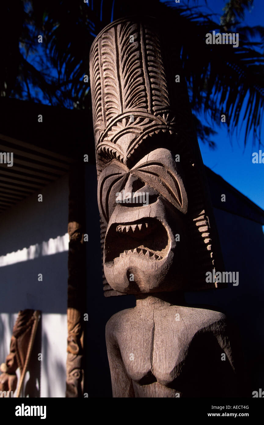 Tonga, Wood Carving, Day Stock Photo - Alamy