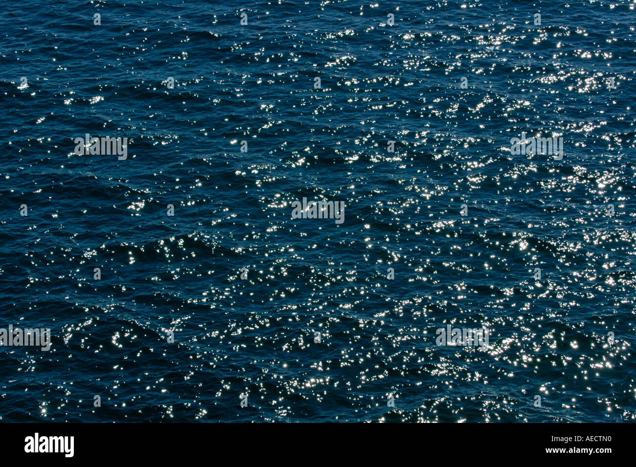 Sea water surface sunrays hi-res stock photography and images - Alamy