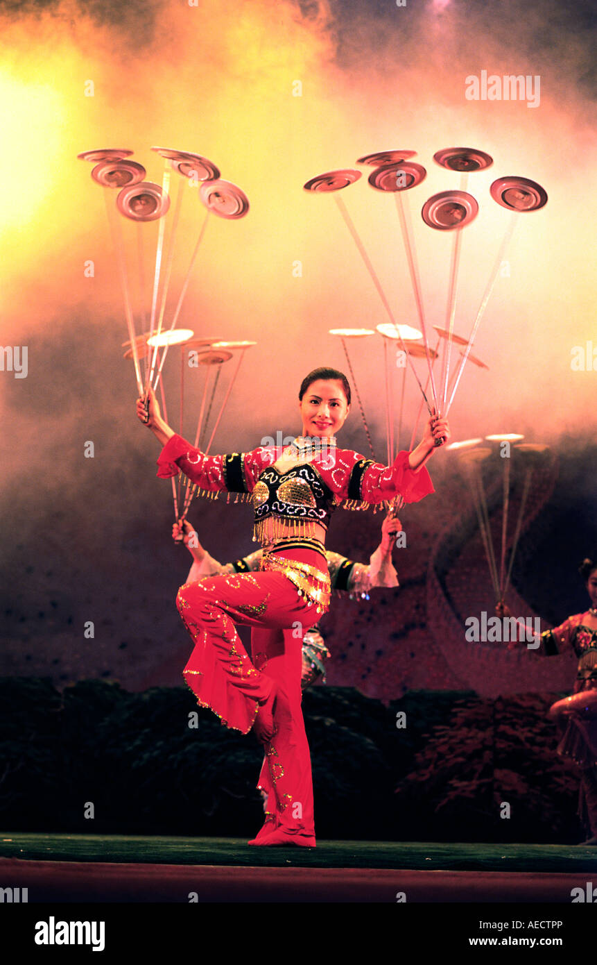 People, Acrobatics, Woman Plate Whirling Stock Photo - Alamy