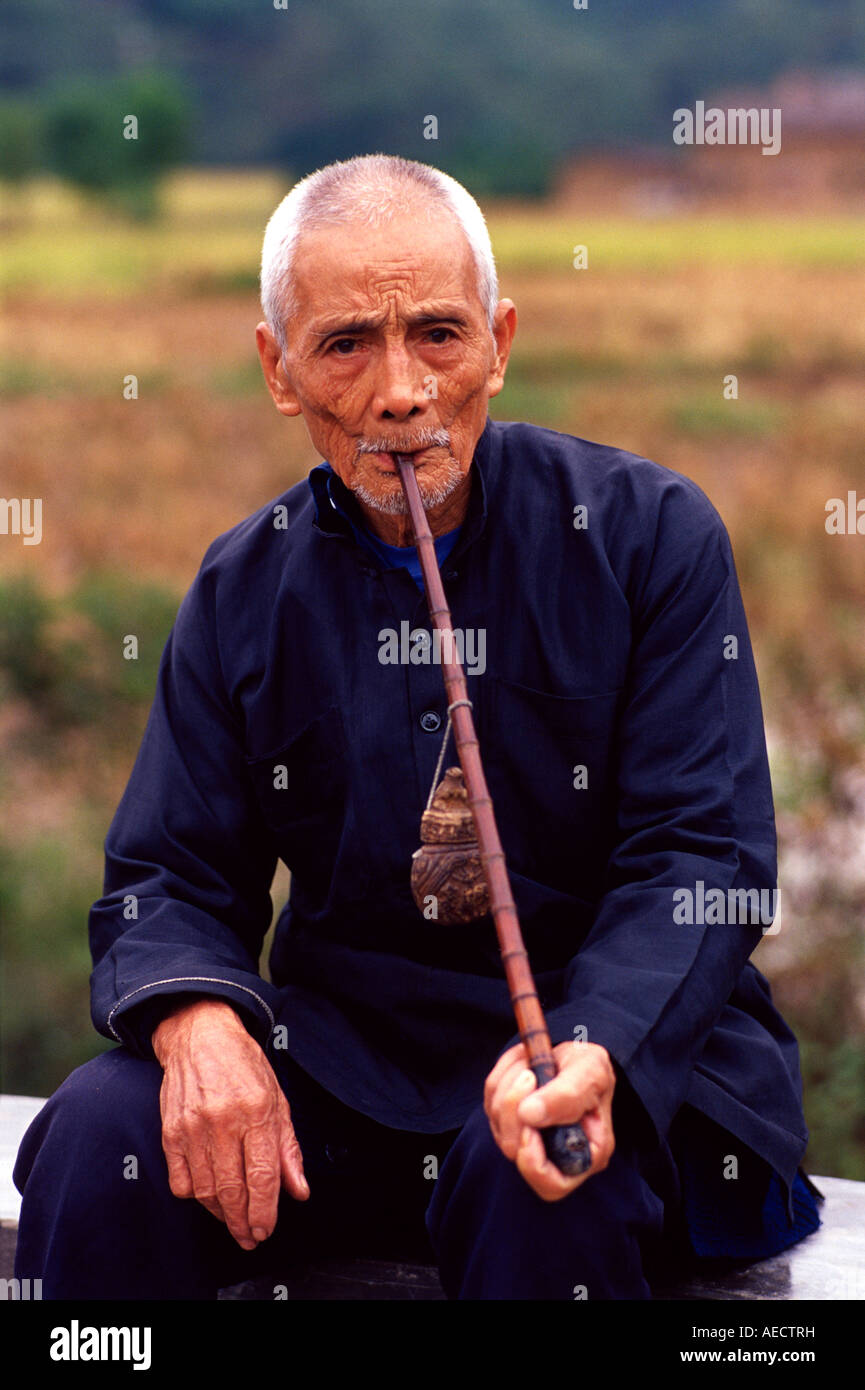 Pipe smoking farmer hi-res stock photography and images - Alamy