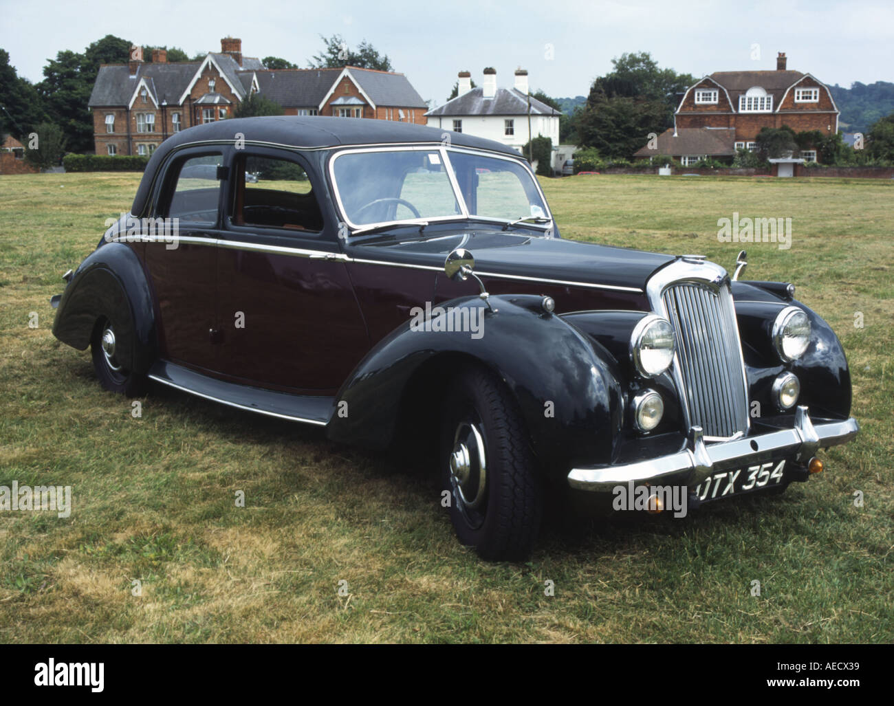 Vintage Riley RM Saloon in black with split windscreen Stock Photo - Alamy
