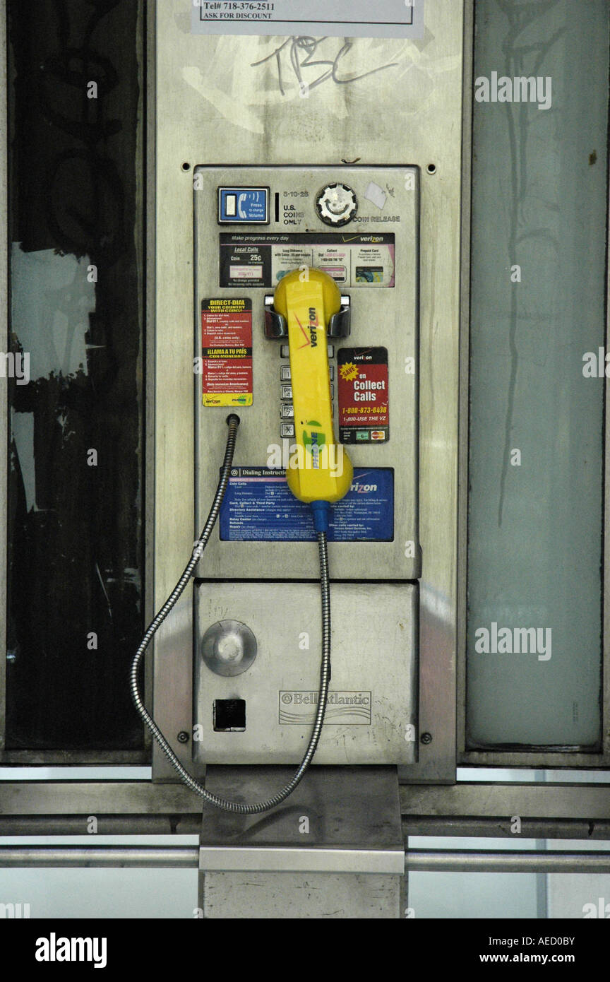 Phone call 911 graphic hi-res stock photography and images - Alamy