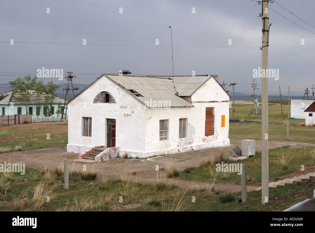 Siberia house hi-res stock photography and images - Alamy