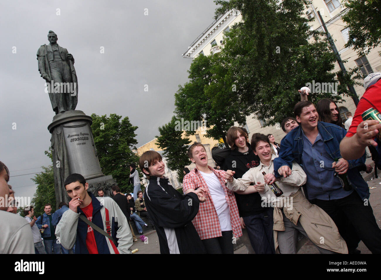 Russian teens hi-res stock photography and images - Alamy