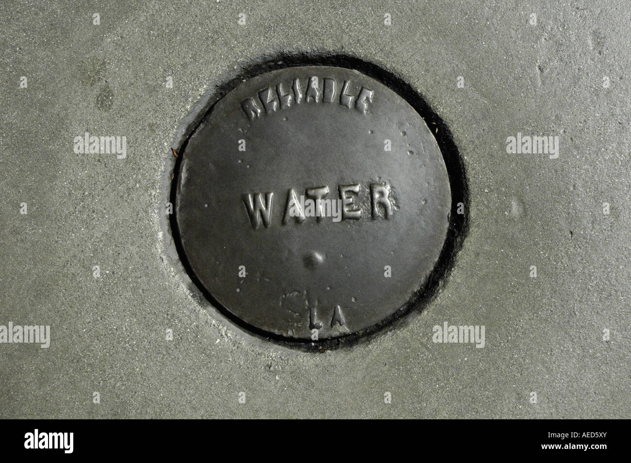 Water graphic hi-res stock photography and images - Alamy