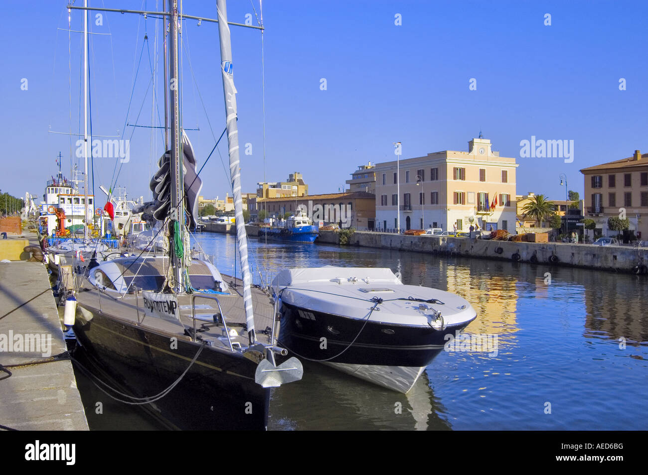 Tevere delta italy hi-res stock photography and images - Alamy