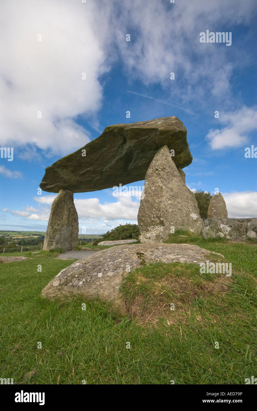 Pentre Ifan ancient burial site in Pembrokeshire, Wales Stock Photo - Alamy