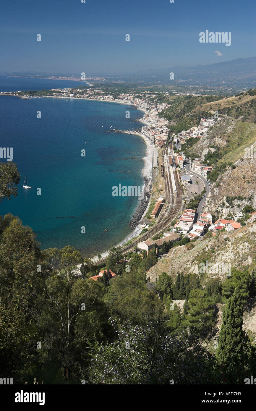 Giardini taormina railway station hi-res stock photography and images ...