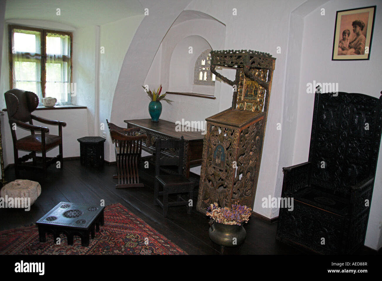 Romanian bedroom hi-res stock photography and images - Alamy