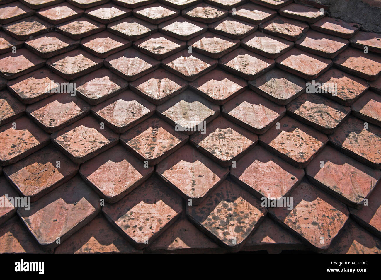 Red pottery roof tile hi-res stock photography and images - Alamy