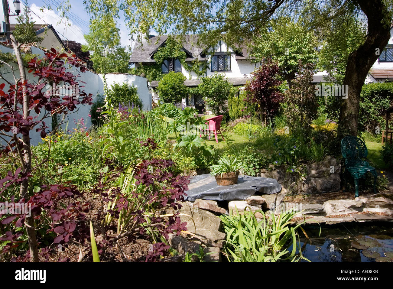 Spring pentyrch cardiff wales hi-res stock photography and images - Alamy