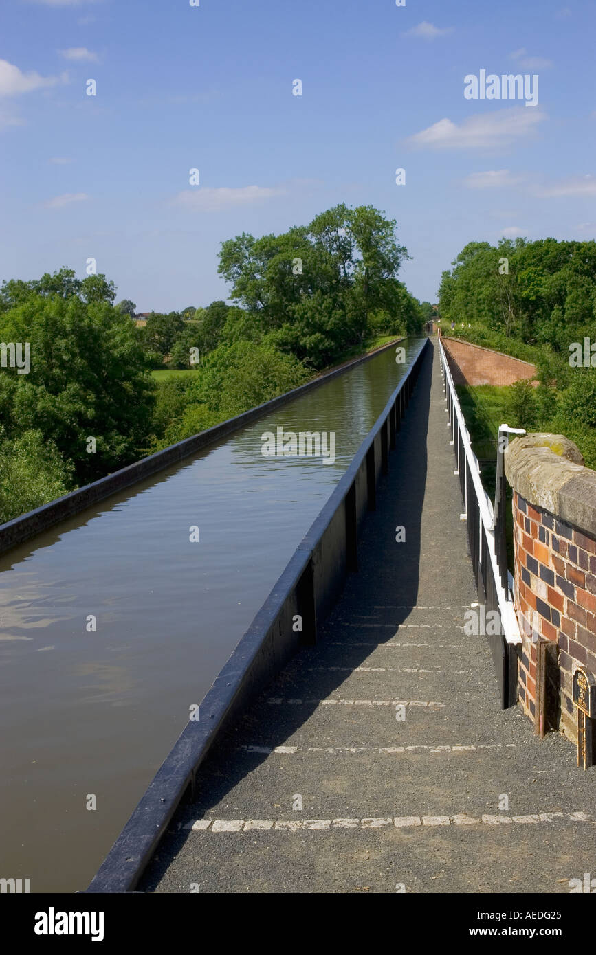 Edstone aqueduct hi-res stock photography and images - Alamy