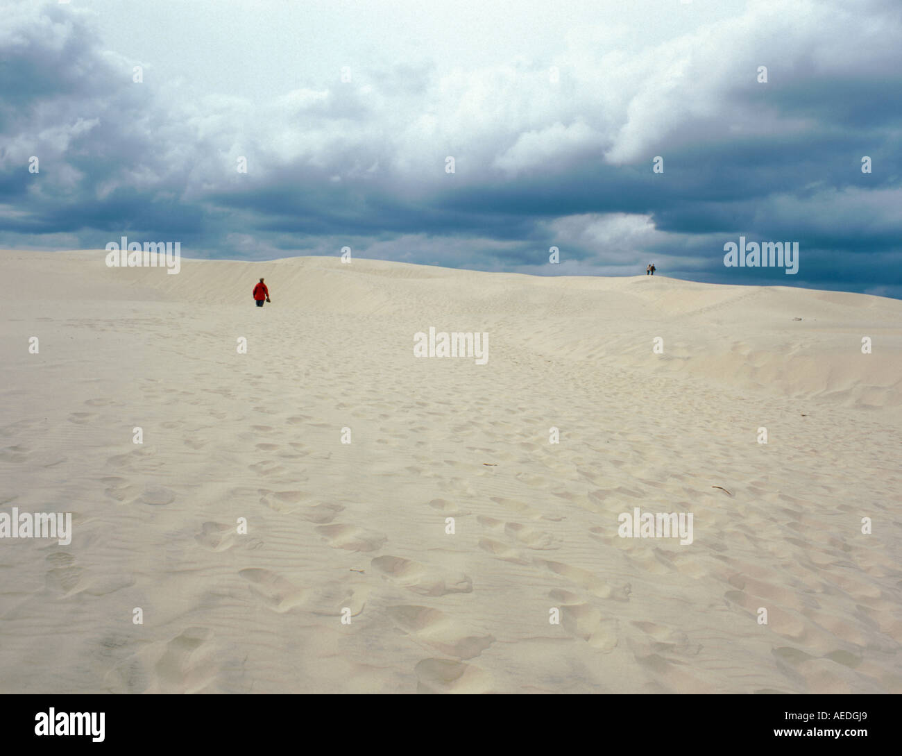 Migrating sand dunes hi-res stock photography and images - Alamy