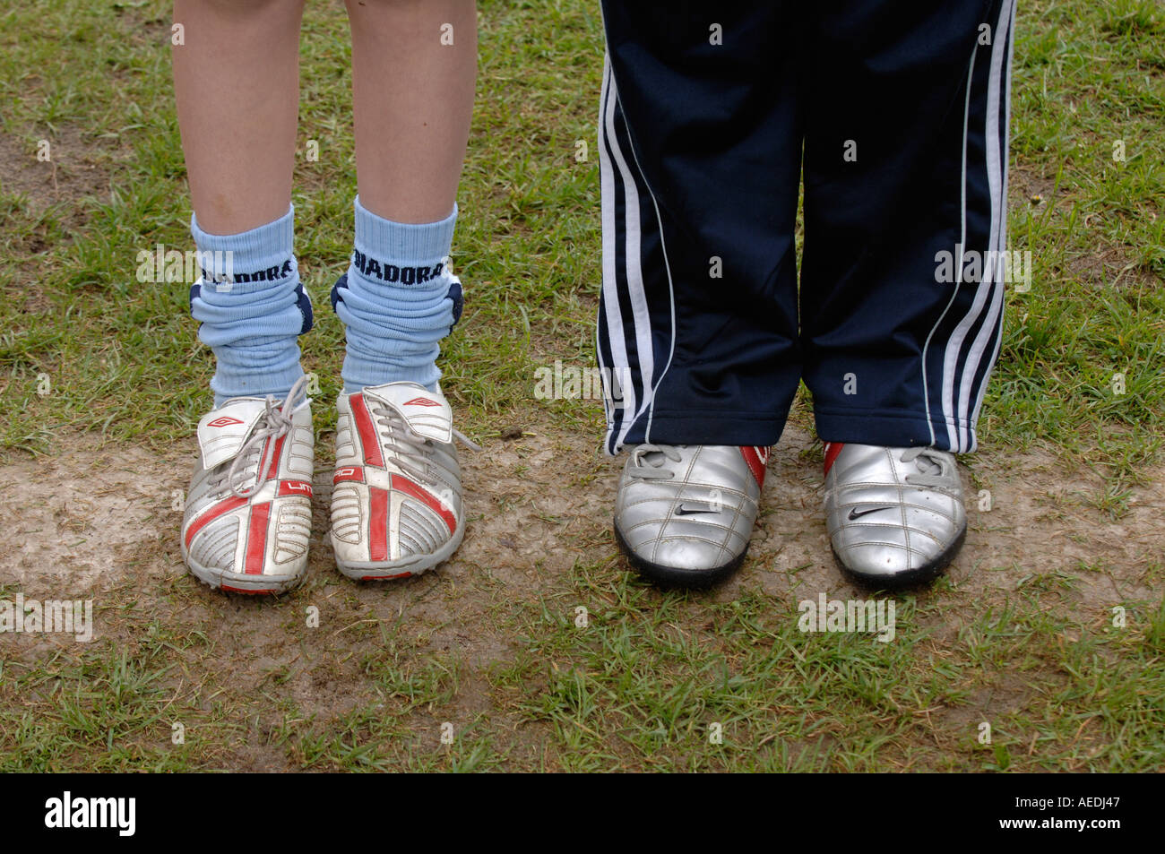 feet football soccer Stock Photo - Alamy