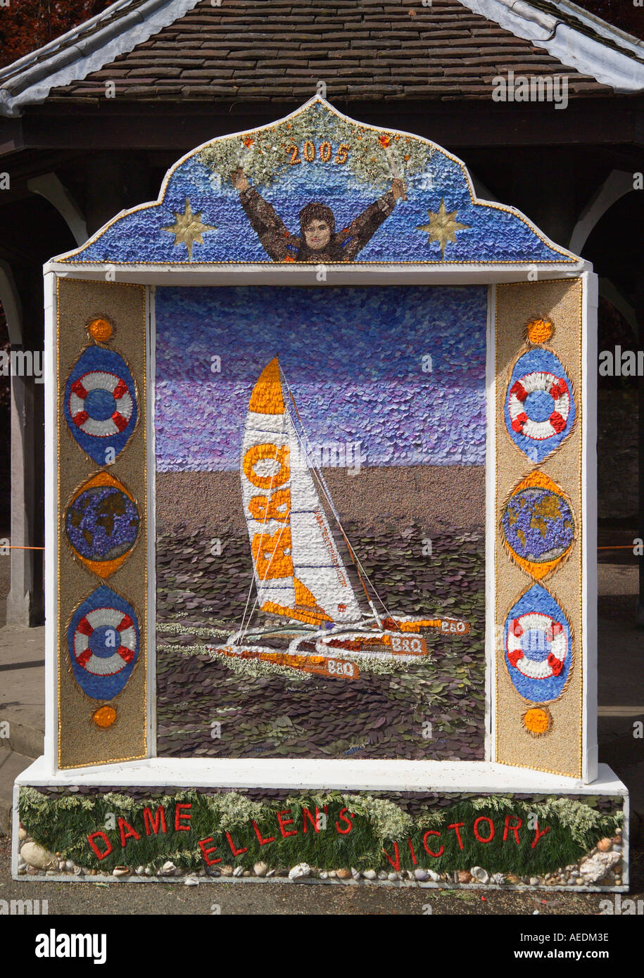 Ashford in water well dressing hi-res stock photography and images - Alamy